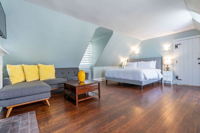 Accommodations ‣ Chimney Hill Estate